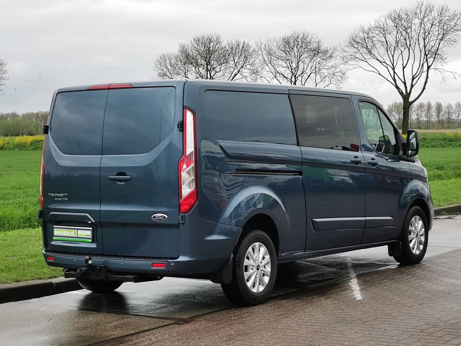 FORD TRANSIT CUSTOM - Bestelbus