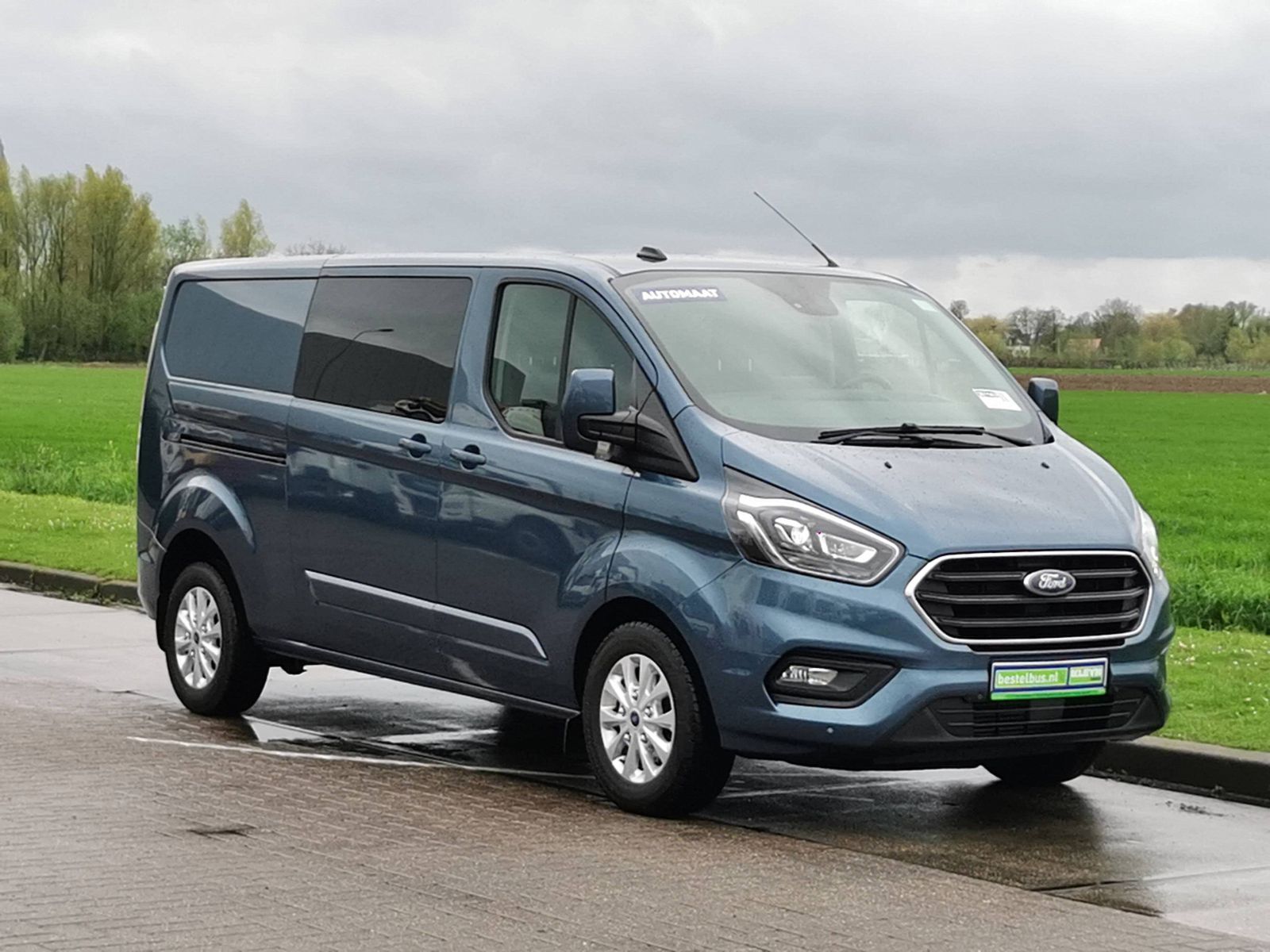 FORD TRANSIT CUSTOM - Bestelbus