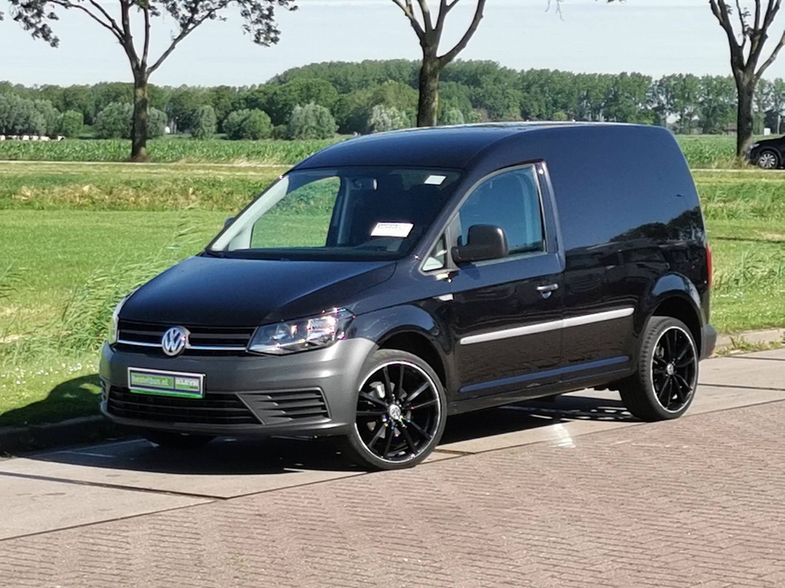 VOLKSWAGEN CADDY 2.0 - Kleyn Vans
