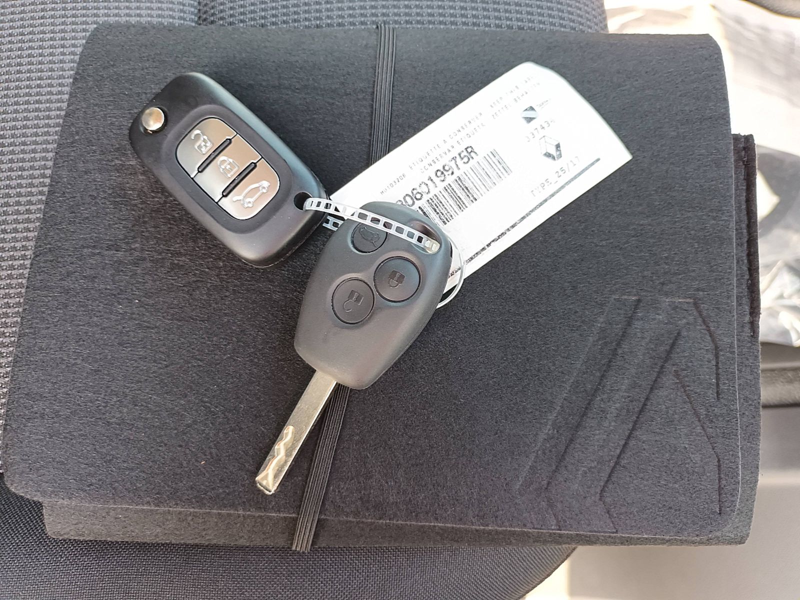 RENAULT MASTER 2.3 - Kleyn Vans