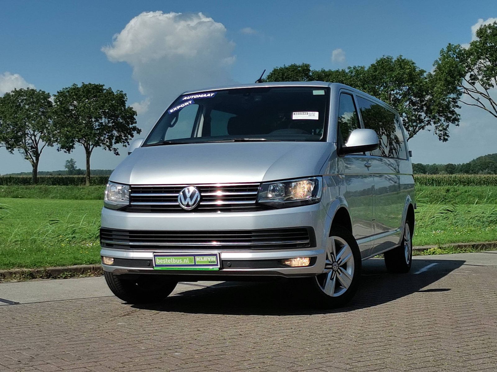 VOLKSWAGEN TRANSPORTER 2.0 TDI - Bestelbus