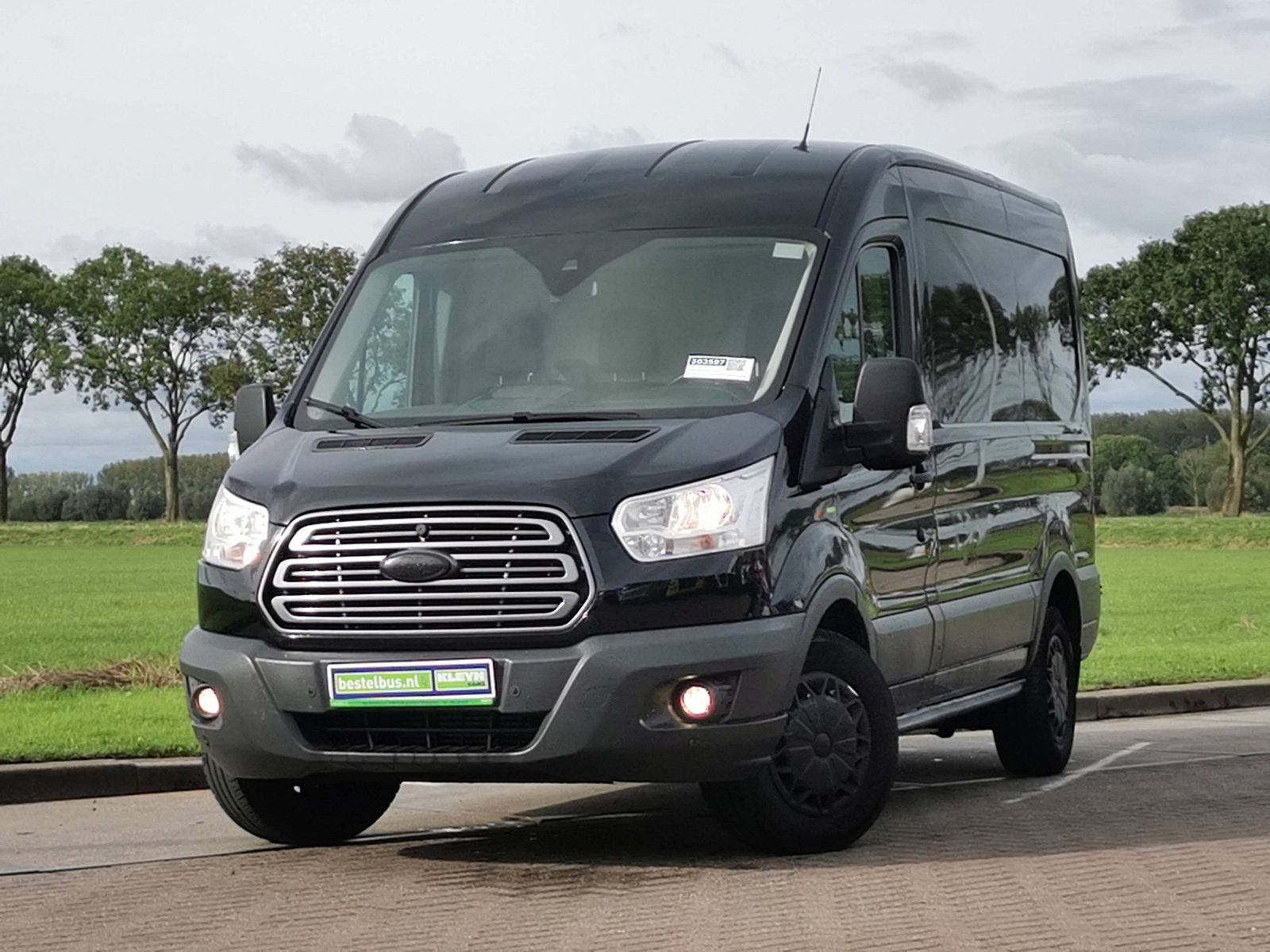 FORD TRANSIT 350 - Kleyn Vans