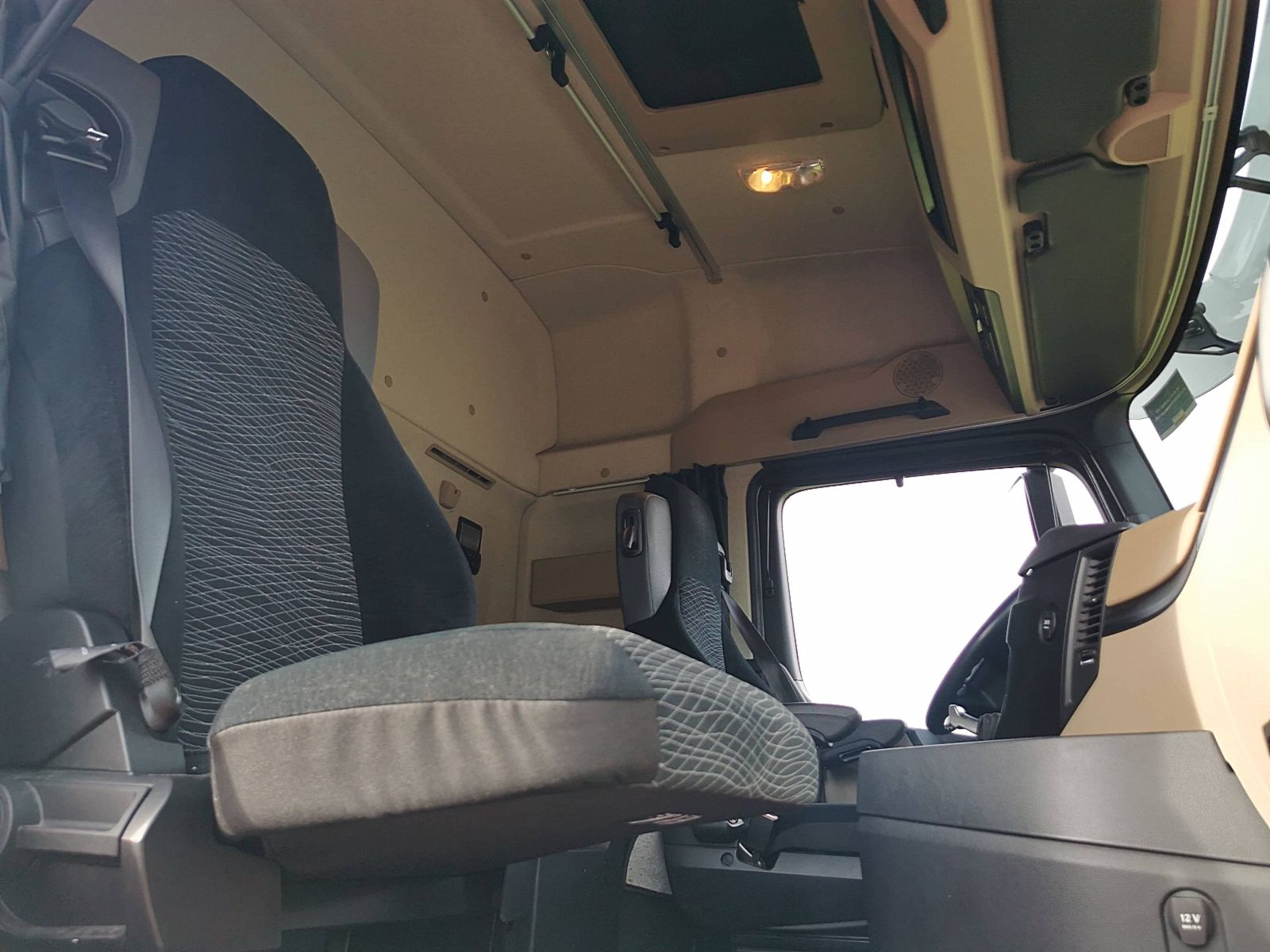 MERCEDES-BENZ ACTROS 1840 - Kleyn Trucks