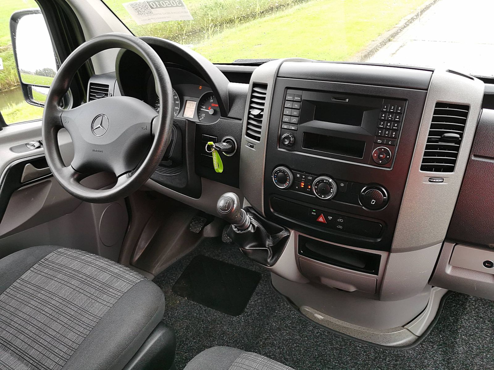 MERCEDES-BENZ SPRINTER 211 - Kleyn Vans