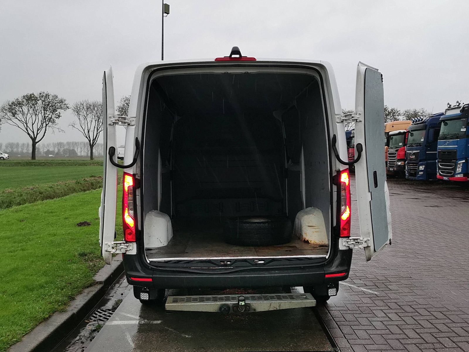 MERCEDES-BENZ SPRINTER 316 - Kleyn Vans