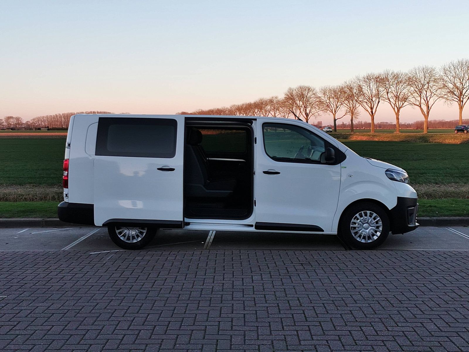 TOYOTA PRO-ACE 2.0 - Kleyn Vans