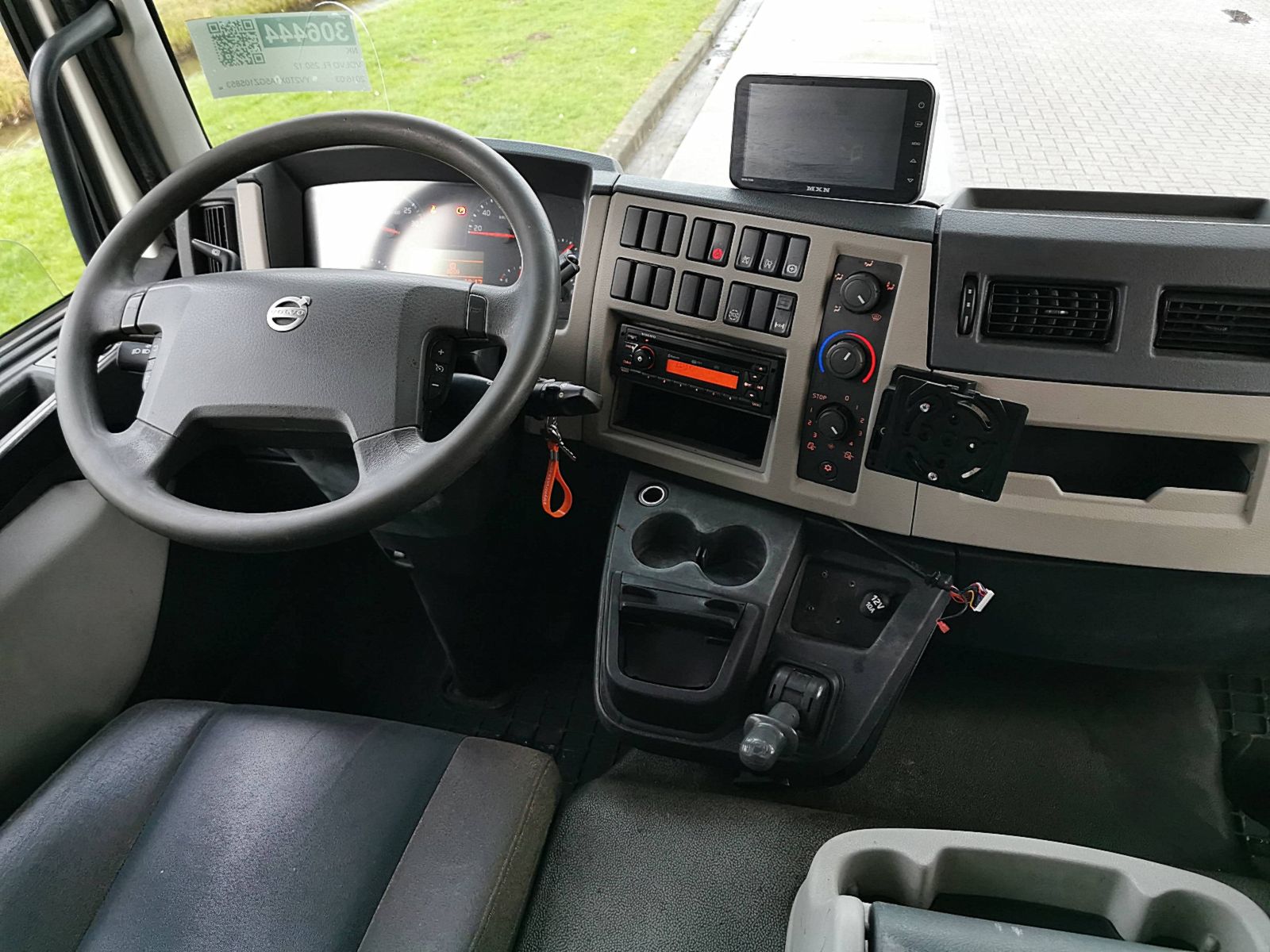 VOLVO FL 250.12 - Kleyn Trucks