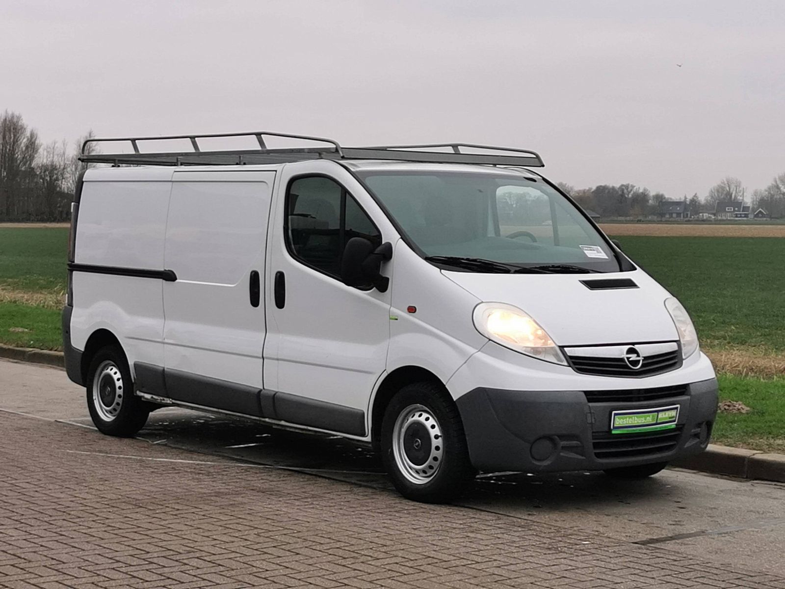 OPEL VIVARO 114PK L2 - Kleyn Vans
