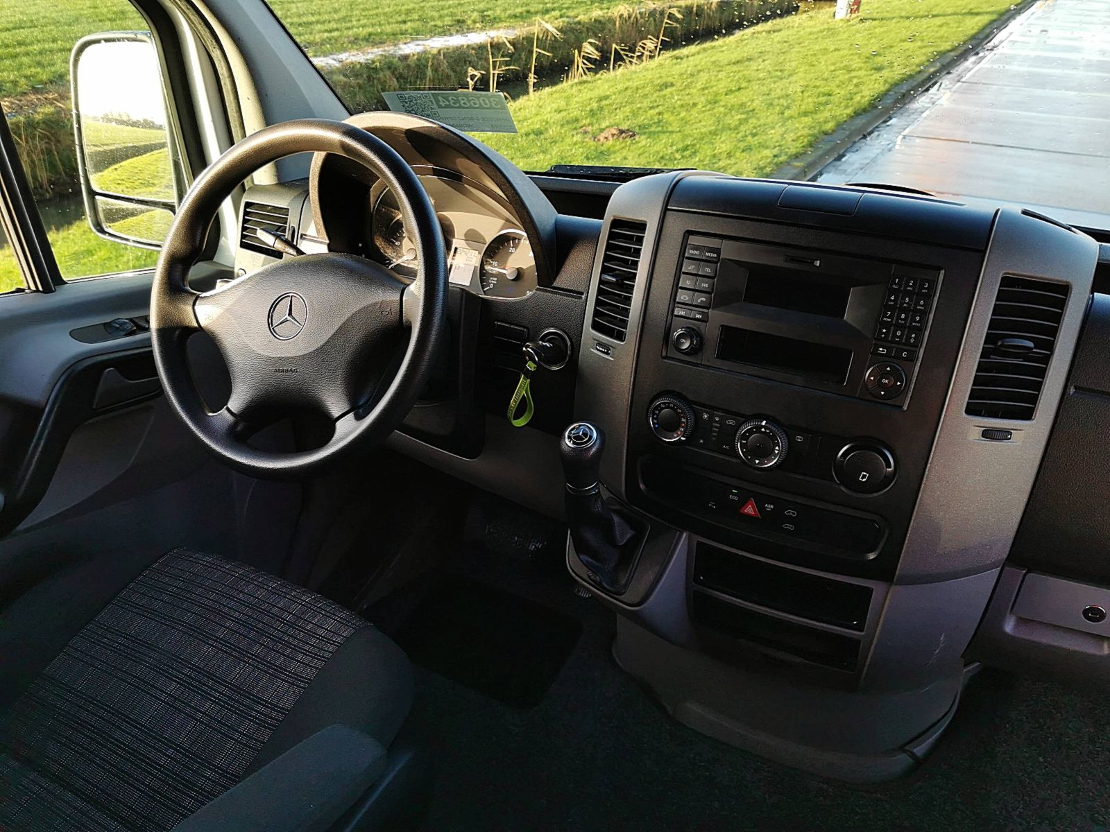 MERCEDES-BENZ SPRINTER 211 - Kleyn Vans