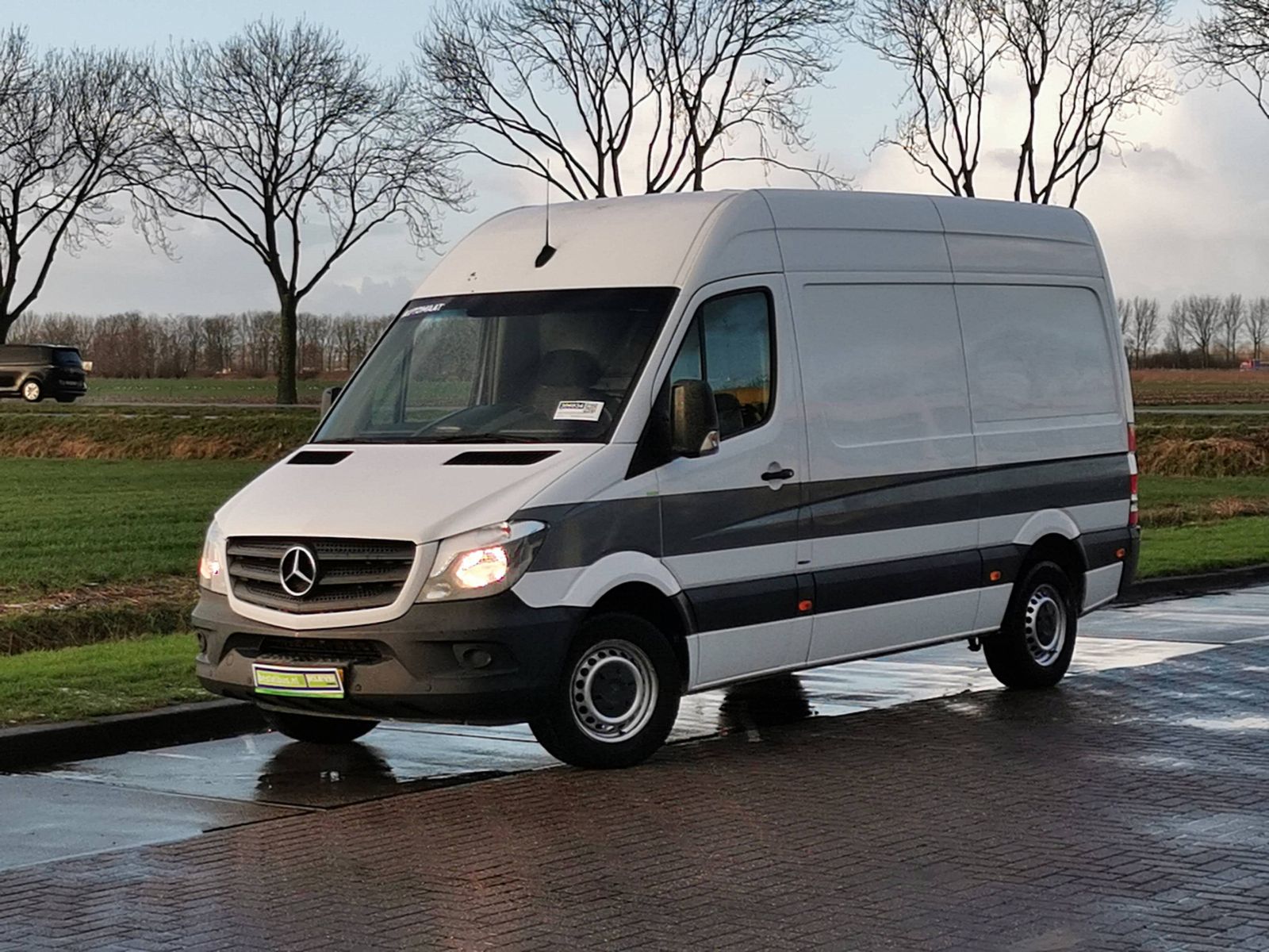 MERCEDES-BENZ SPRINTER 211 - Kleyn Vans