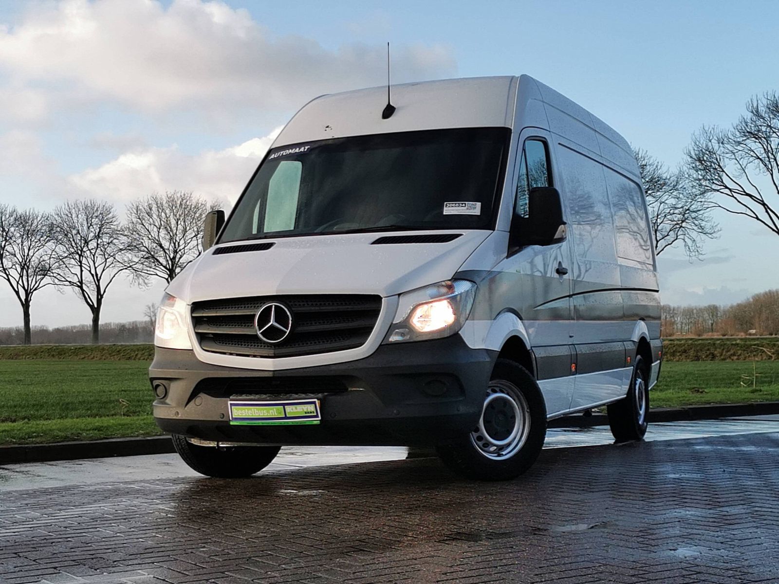 MERCEDES-BENZ SPRINTER 211 - Kleyn Vans