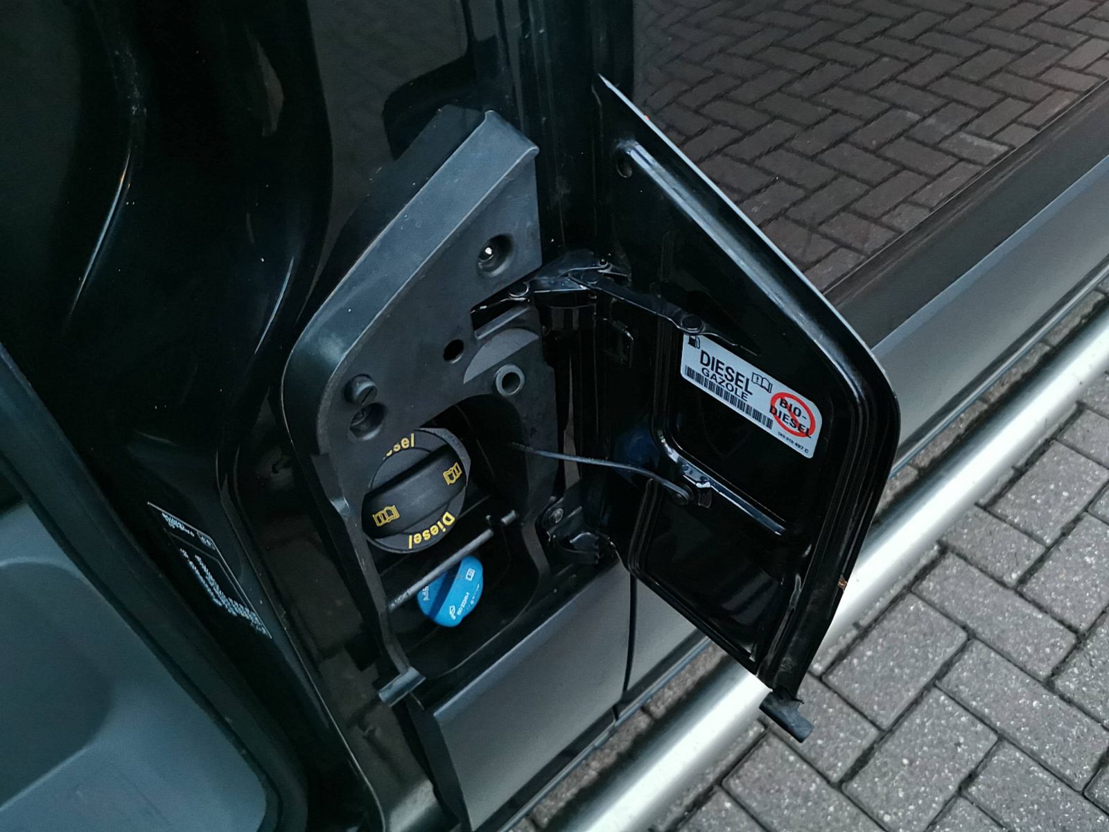 VOLKSWAGEN CRAFTER 35 2.0 - Bestelbus