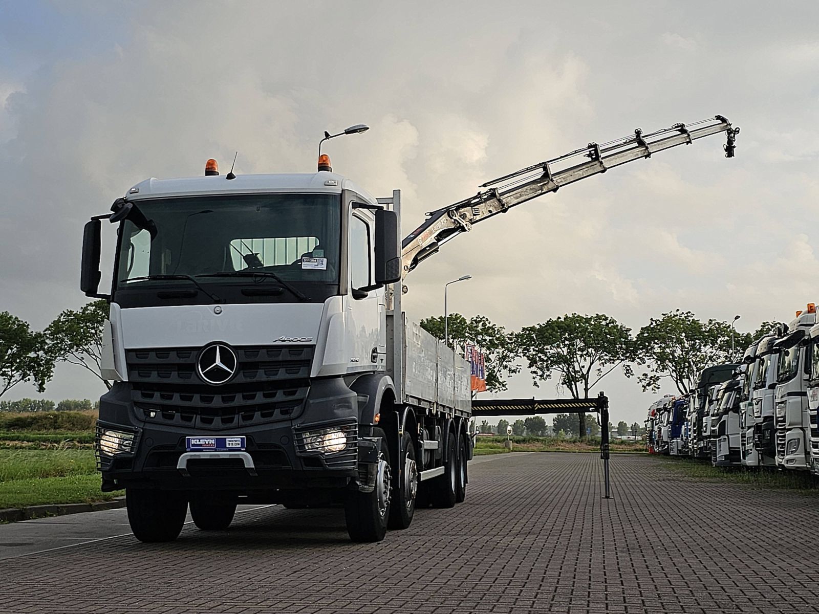 MERCEDES-BENZ AROCS 3240 - Kleyn Trucks