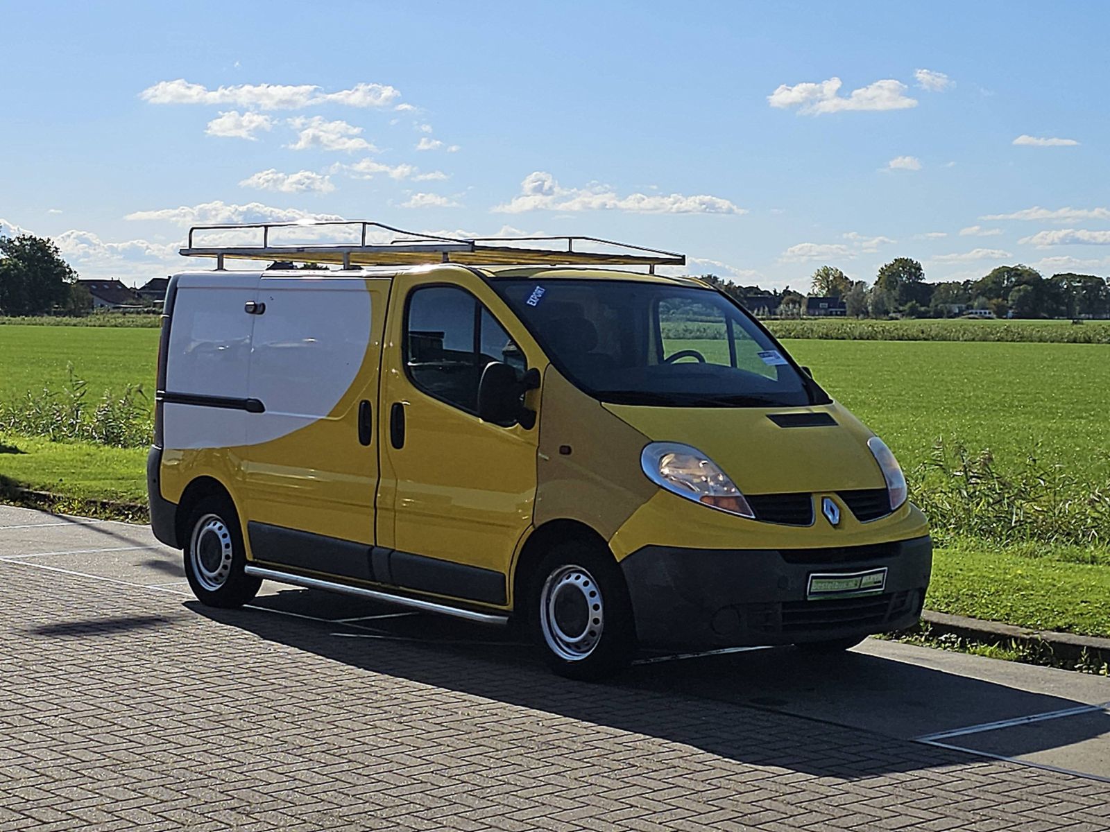 RENAULT TRAFIC T27 L1/H1 2.0 - Kleyn Vans